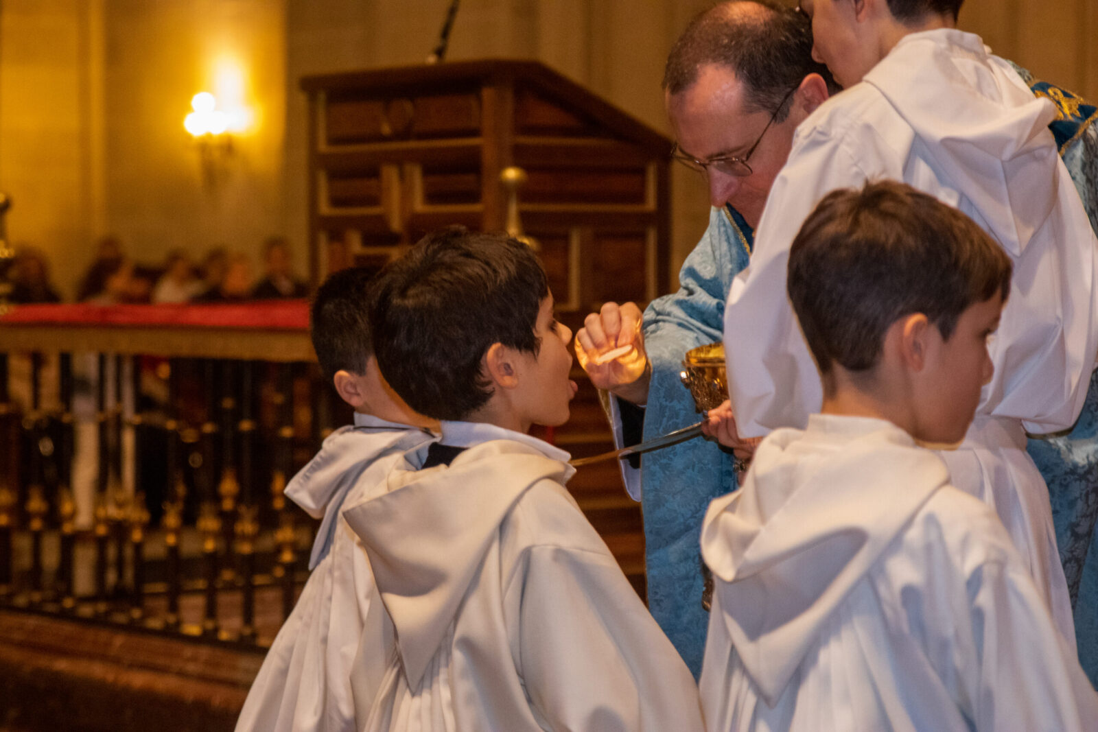 Escuela con Misa Diaria - Escolanía Santa Cruz